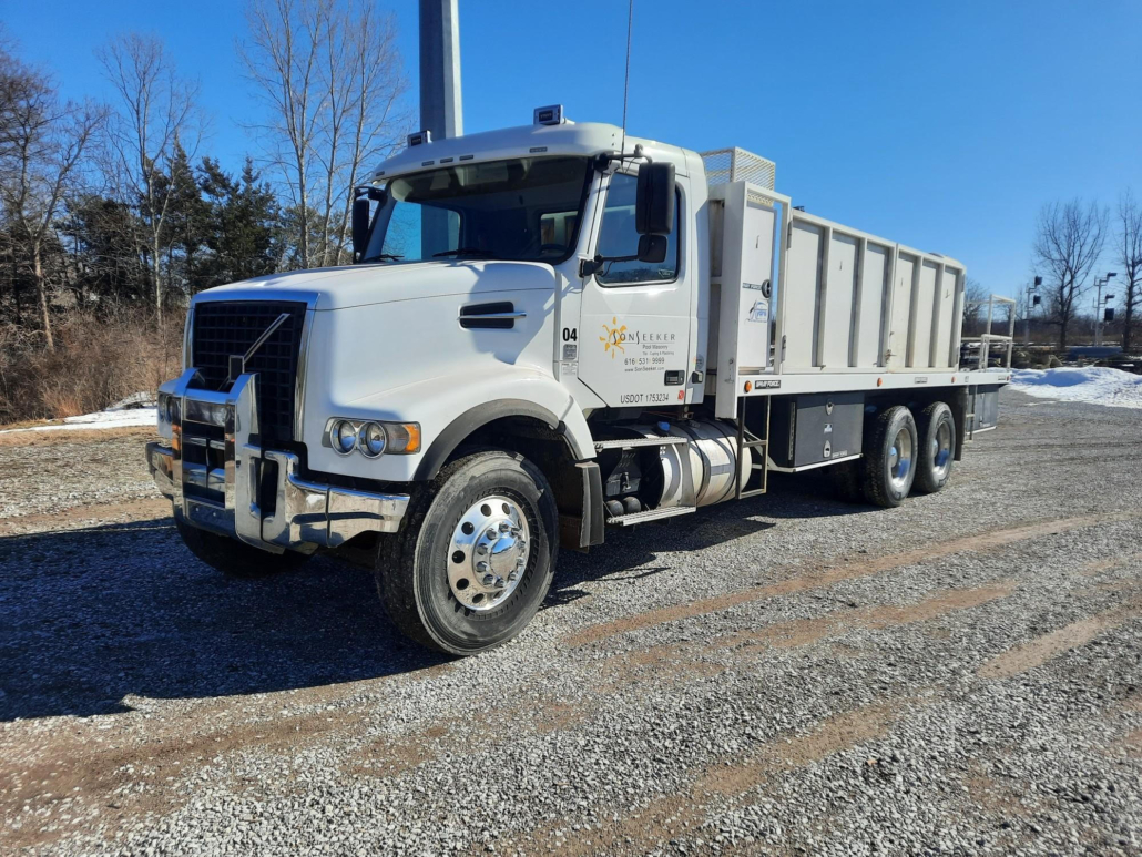 2014 Volvo D13. Plaster Truck with built in Power washer - PDQuipment